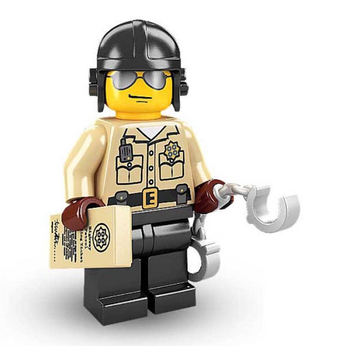 LEGO Collectible Minifigures Series 2 – Traffic Cop – Kids Time
